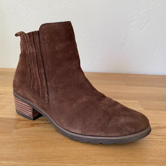 Reef | Shoes | Reef Voyage Brown Suede Chelsea Boots | Poshmark